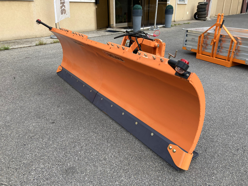 Plug de zapada 250cm cu placa de montare Serie medie pentru Tractor mod ...